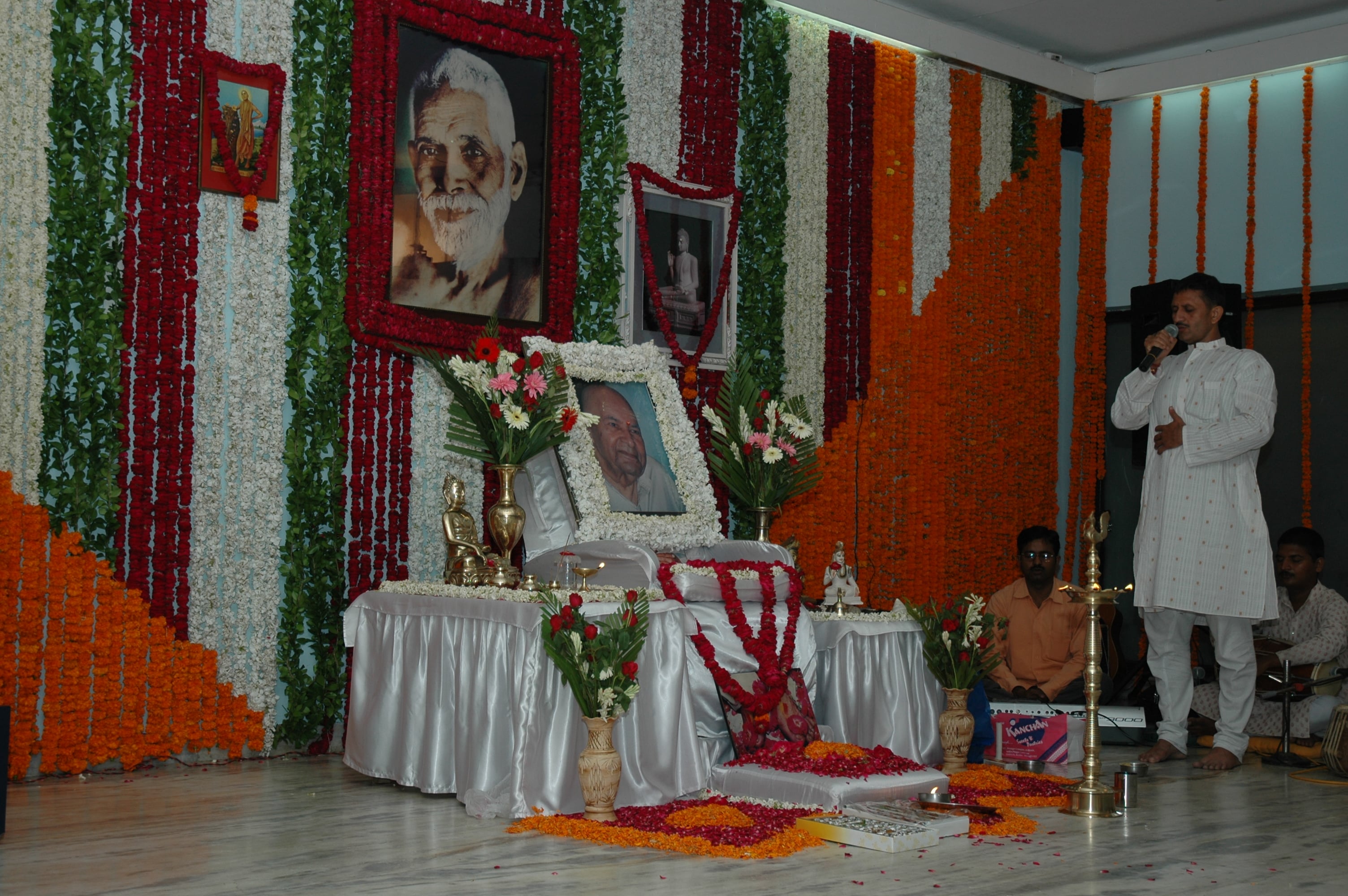 Satsang Bhavan-Lucknow India - Papaji's Archive