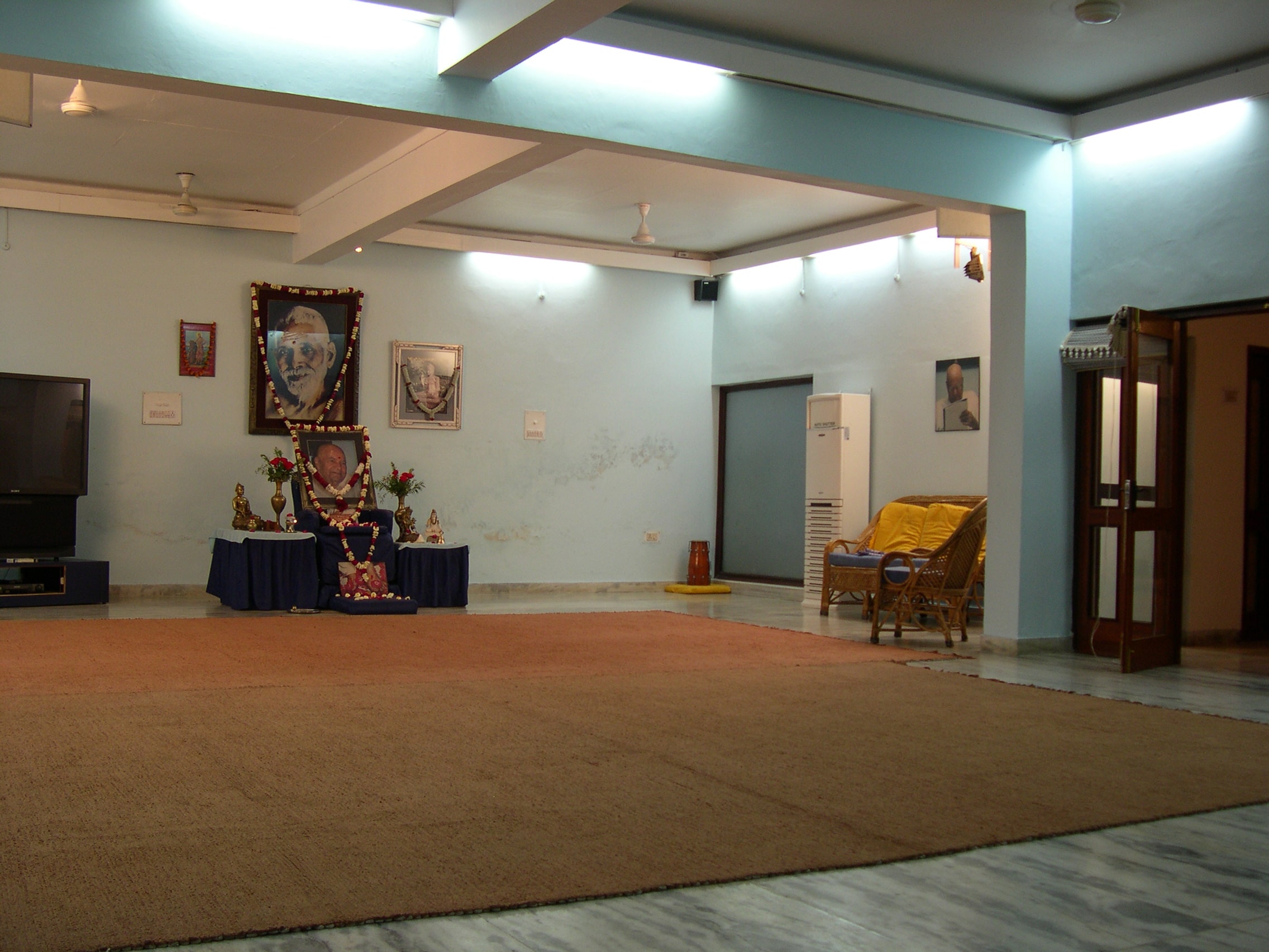 Satsang Bhavan-Lucknow India - Papaji's Archive